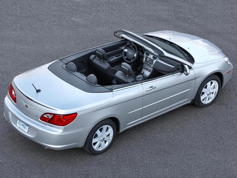 Chrysler Cirrus Convertible Limited (2012)