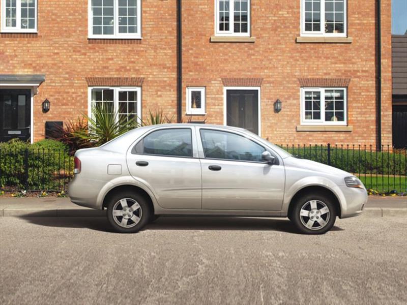Chevrolet Aveo Family 1.5L Ac (2017)