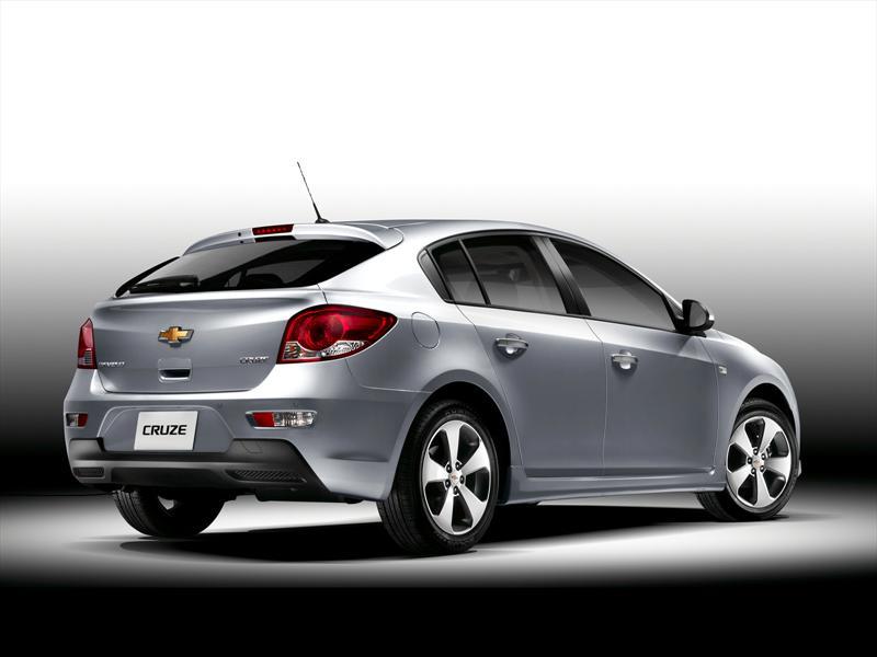 Chevrolet Cruze Hatchback LT (2013)