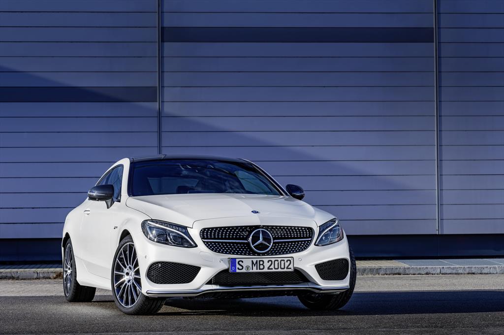 Mercedes Benz Clase C 180 CGI Coupé Aut (2017)